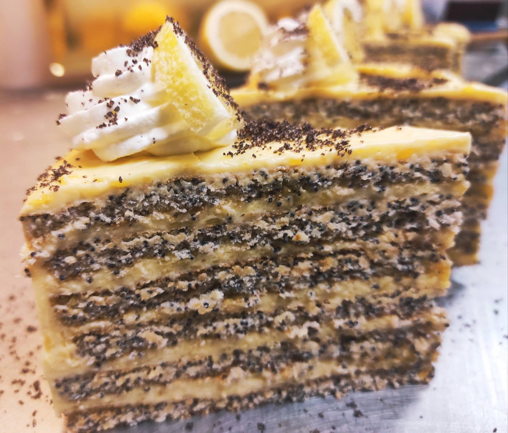 Citromos mák torta | Sommer Cukrászda